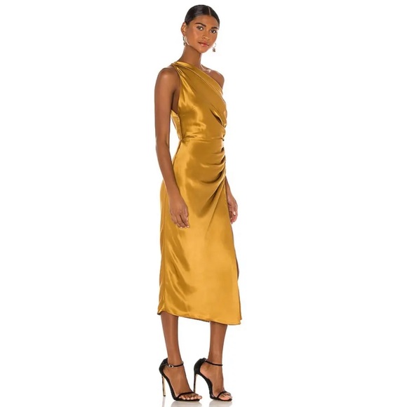Michelle Mason | Dresses | Michelle Mason Asymmetrical Gathered Dress ...